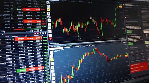 Should You Buy Madison Square Garden Entertainment (MSGE) Stock Before ...